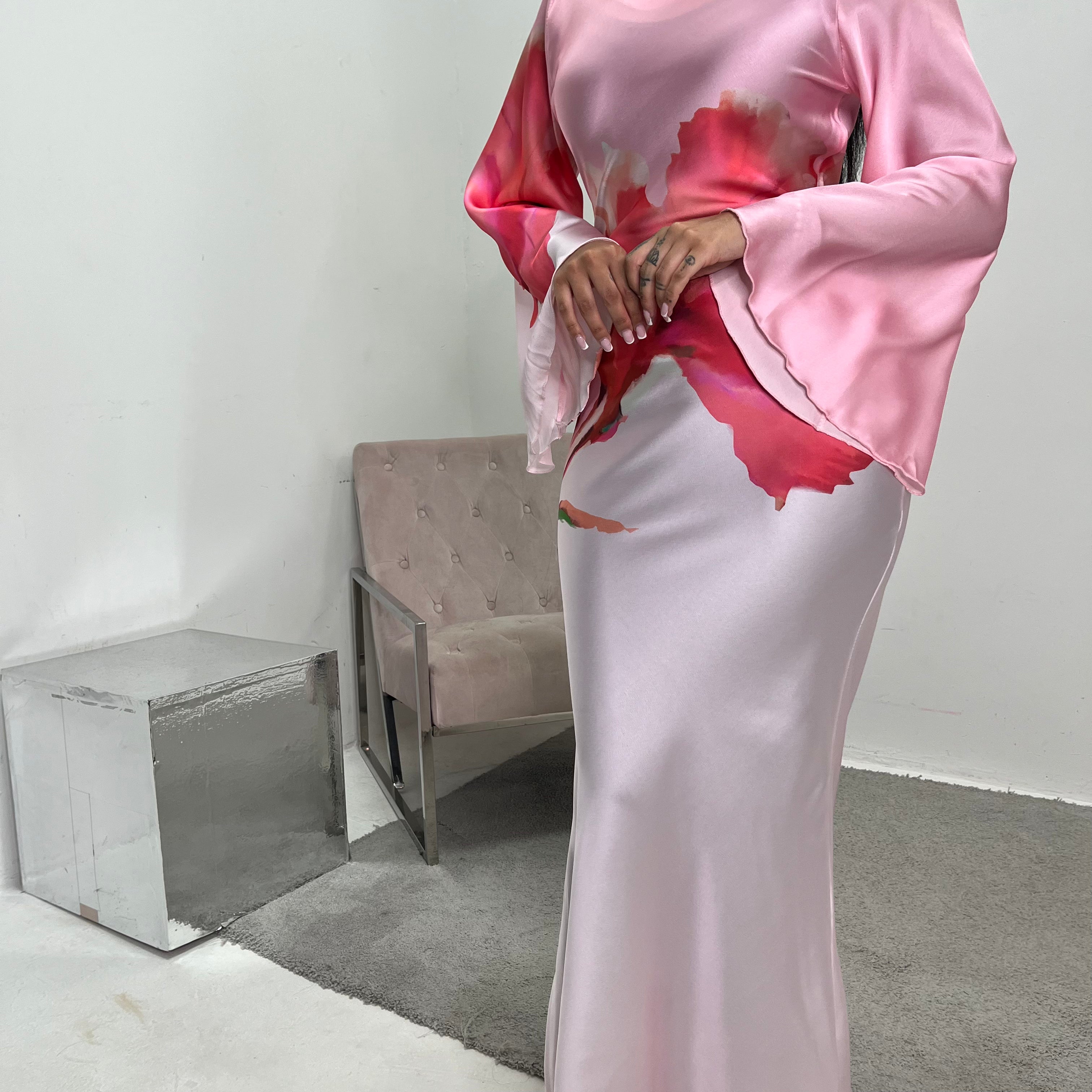 Zainab Pink Satin Floral Print Tie Back Modest Dress – House Of Haniya