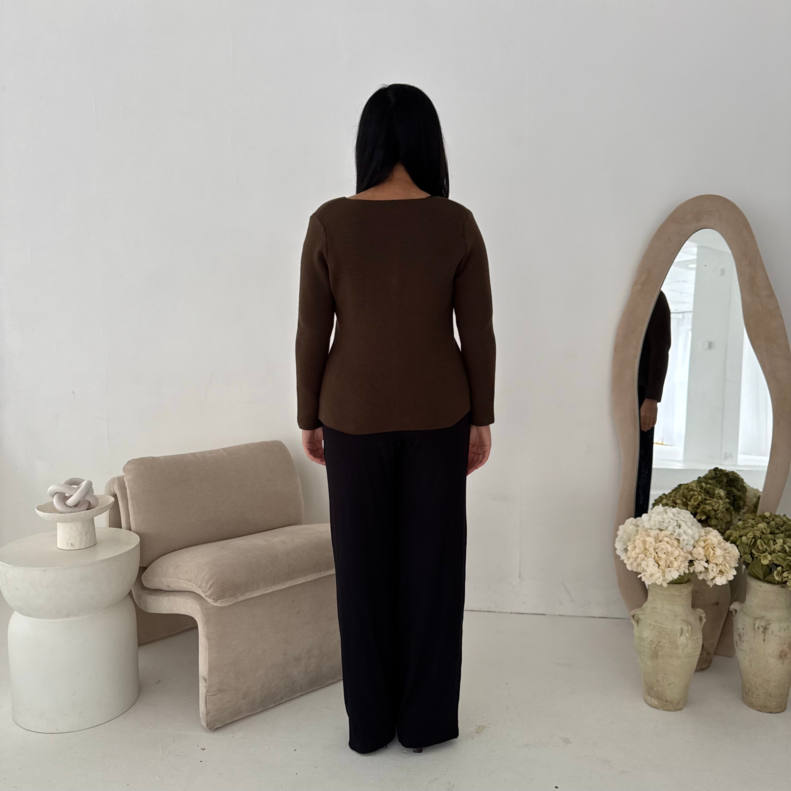 Kisa Brown Gold Button Knitted Cardigan – House Of Haniya