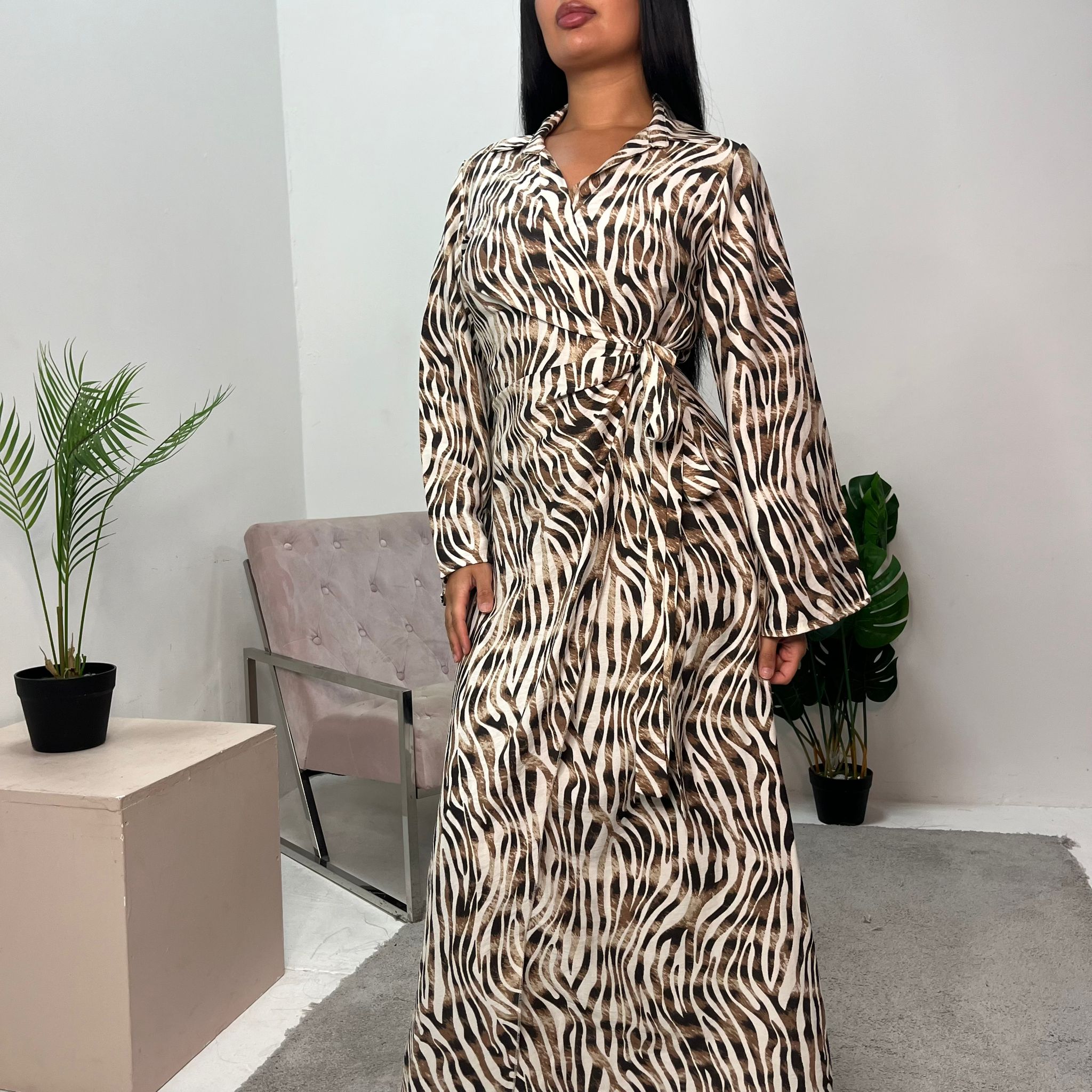 Neva Tiger Print V Neck Summer Dress – House Of Haniya